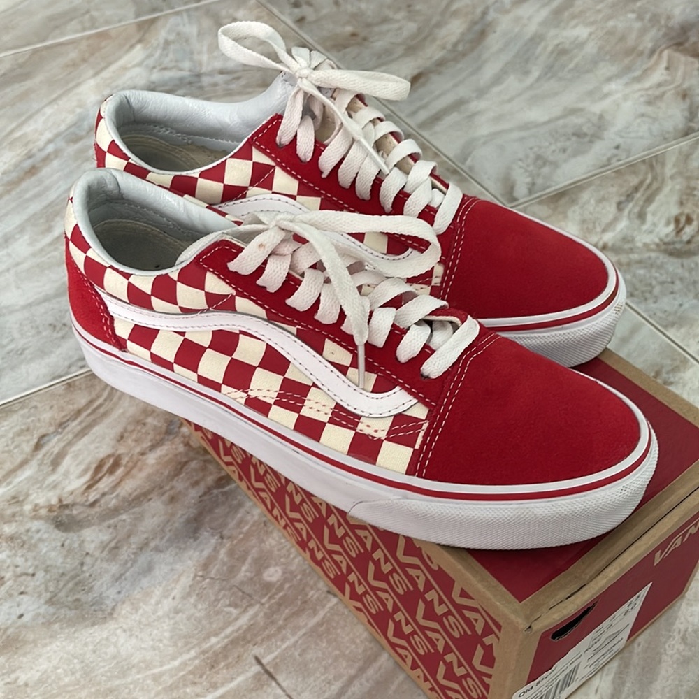 Old Skool Red Checkered Vans - Gem